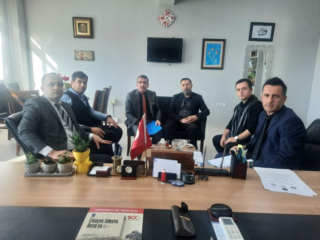 YENİŞEHİR İBRAHİM ORHAN MESLEK Yüksekokul Müdürü Prof. Dr. Nazmi İZLİ ...